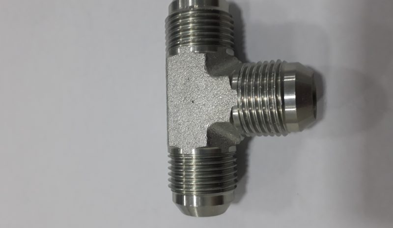Adaptador TEE Macho JIC 3 Lados Iguais | Mansul